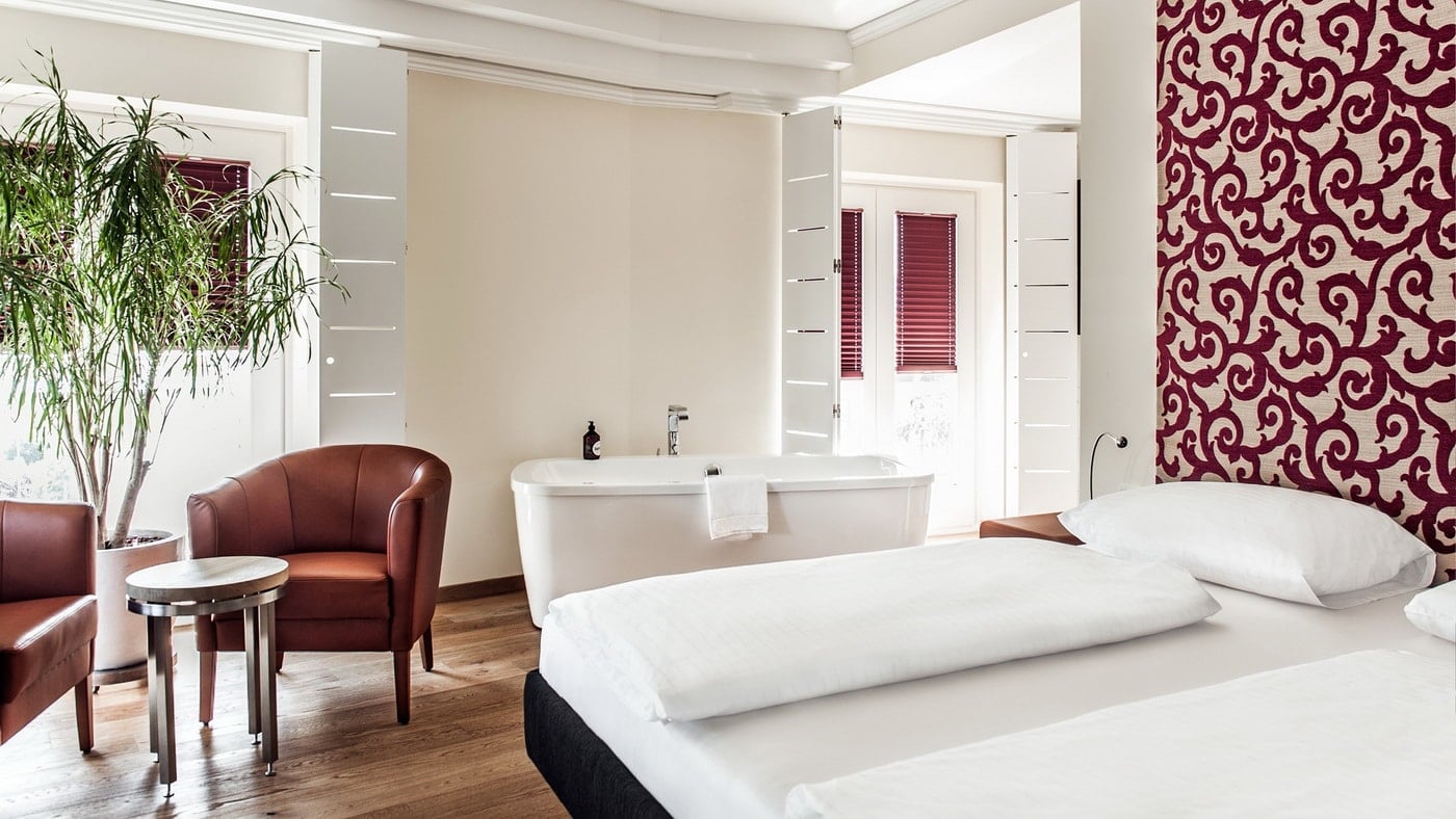 Blick über Graz: Hotel Weitzer eröffnet Sauna auf dem Dach - travel4news